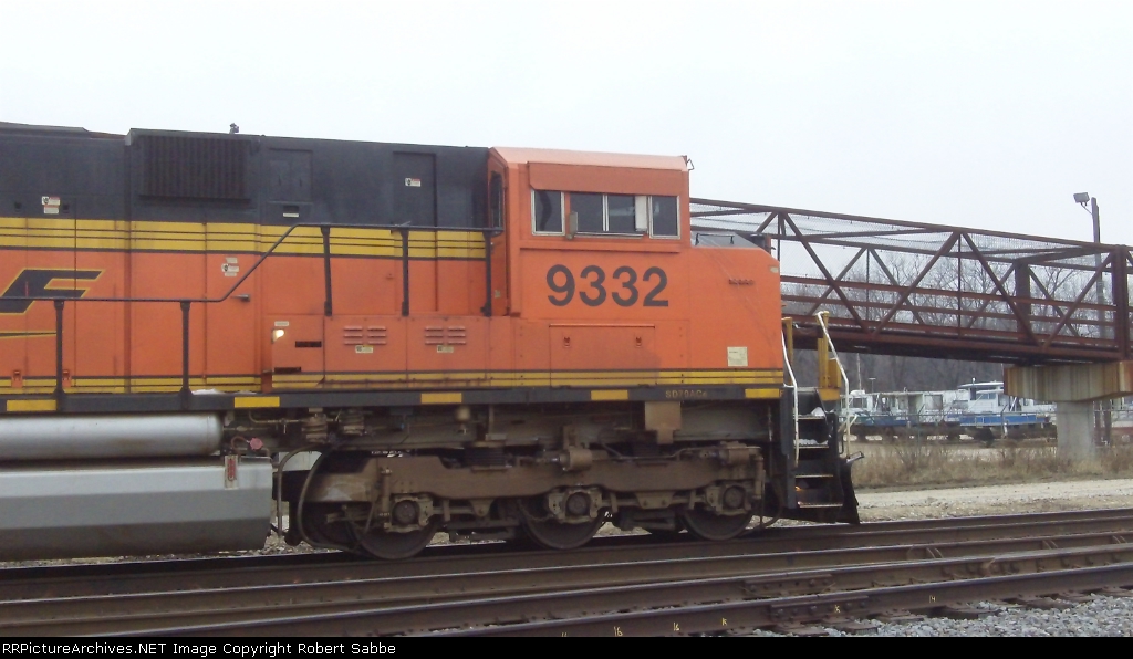 BNSF 9332